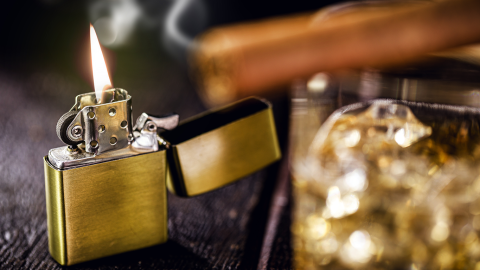 Lighter Fluid vs Butane: Choosing the Right Fuel for Smoking | Monte's ...