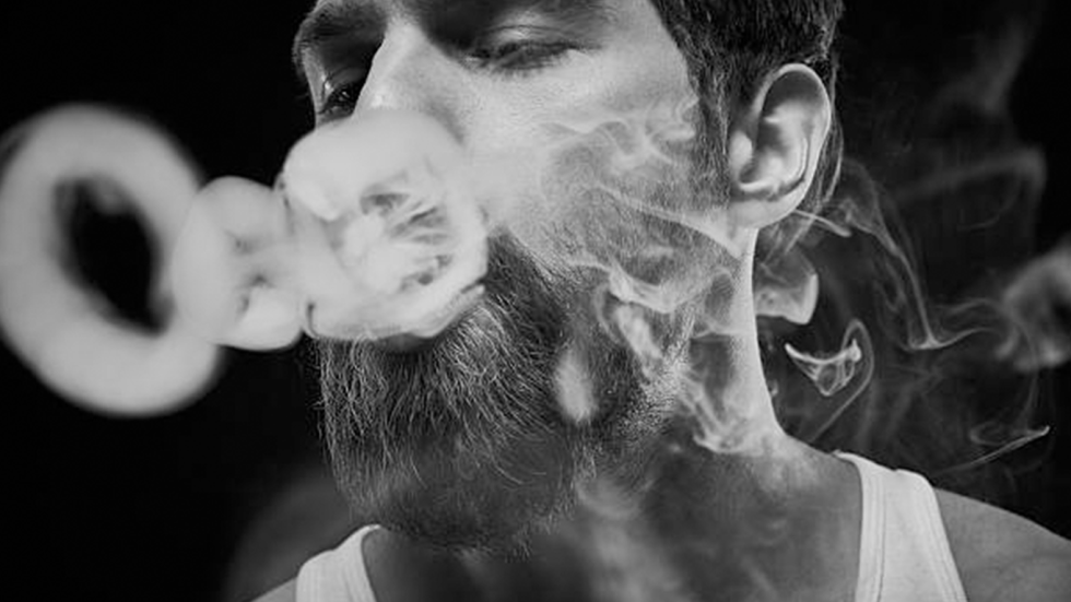 Mastering Smoke Rings: Your Guide to Becoming Gandalf | Monte's Cigars ...